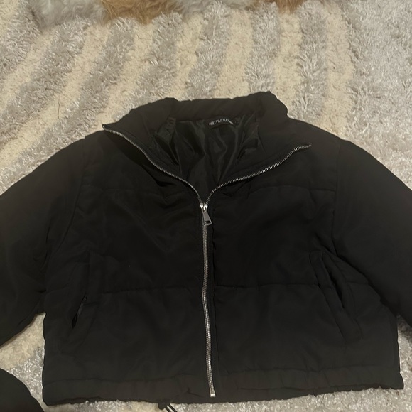 PrettyLittleThing | Jackets & Coats | Plt Black Puffer Jacket | Poshmark
